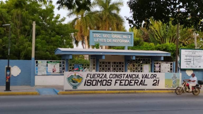 En la Secundaria General 2, en Mazatlán, 200 alumnos abandonaron la ...