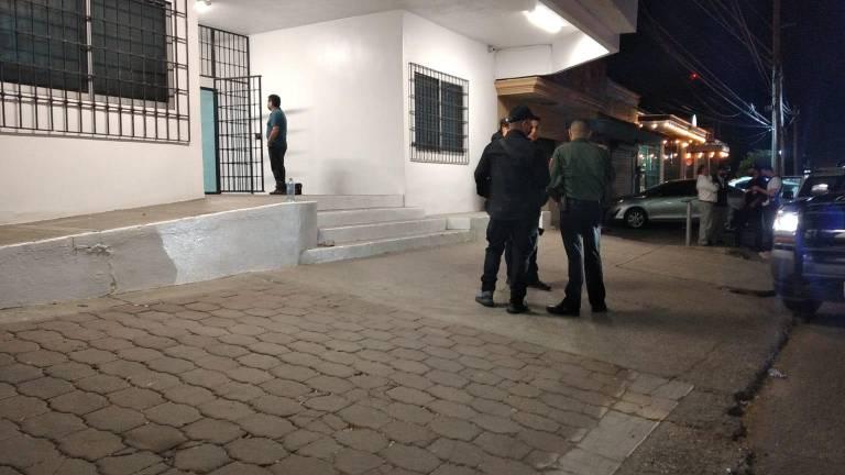 Vinculan a proceso a doctora por el delito de homicidio culposo y usurpación de profesiones