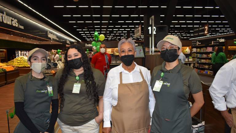 Inauguran Fresh Market en Plaza Ceiba, en Culiacán