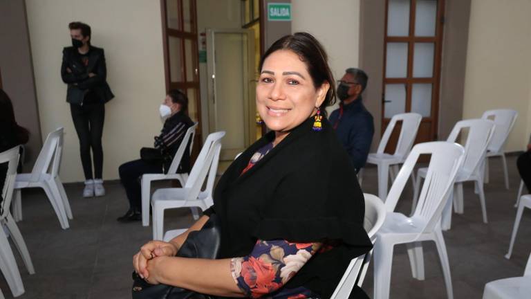 Presenta Patricia Carrillo Collard su libro ‘Un modo de estar sobre la ...