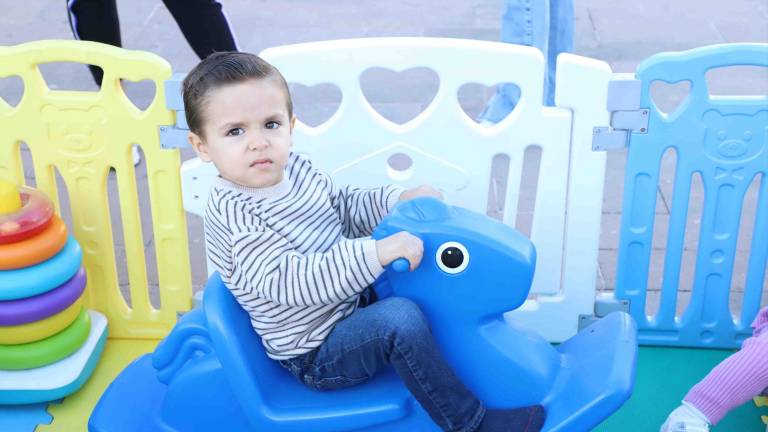 Rodolfo Cruz es superconsentido en su cumpleaños