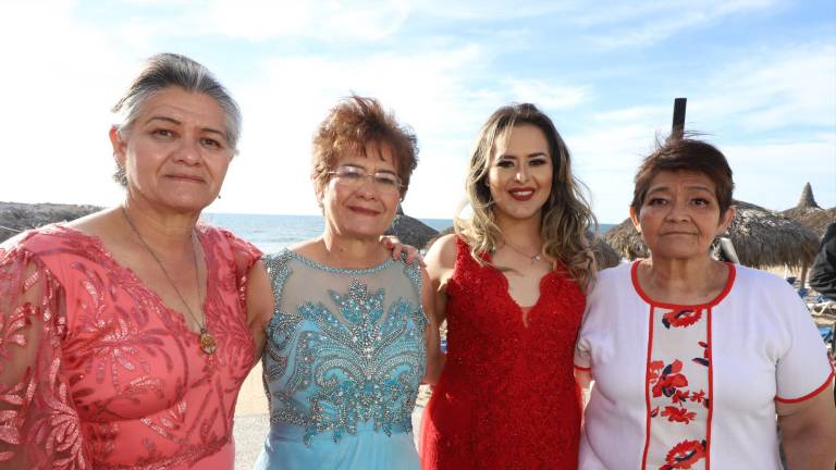 Dinorah Álvarez y Pablo Godínez se unen en matrimonio civil