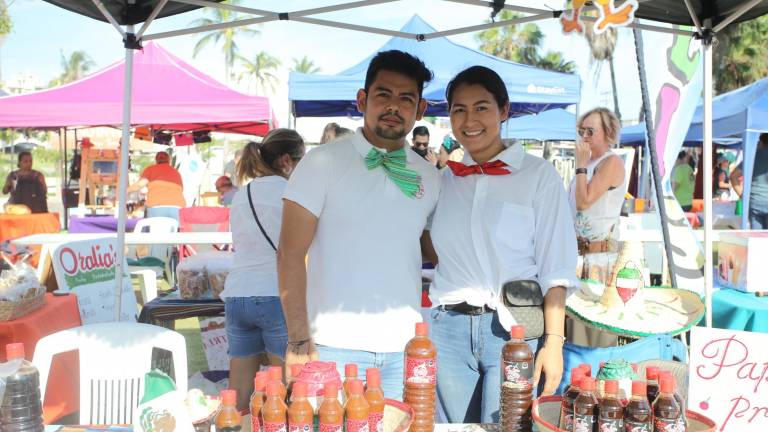 Celebra Mercado Rosa su primer aniversario con el Bazar Gran Noche Mexicana