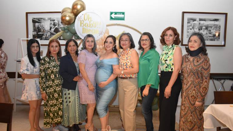 Carolina y Francisco celebran que serán papás de Diego