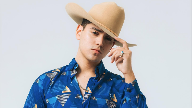 Brinda Franco Rey un homenaje a las parejas con ‘Así me enamoré’