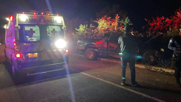 Pareja resulta lesionada en carretera de Culiacán tras intentar ...
