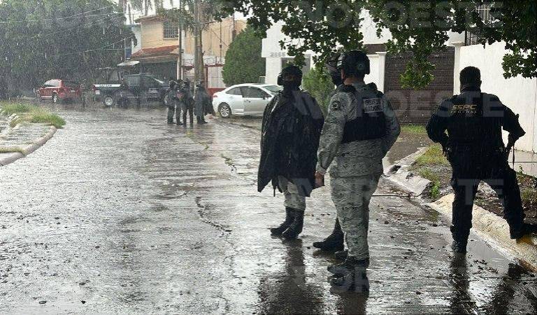 Ataque armado en Villa Universidad deja un hombre muerto y una mujer herida en Culiacán