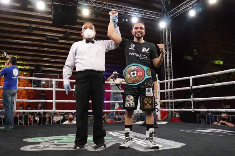 Edy Valencia se proclama Campeón Nacional Pluma
