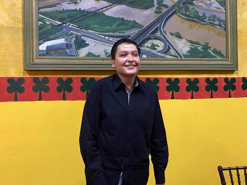 Manny Parra regresa a la música con el tema ‘Tómame o déjame’