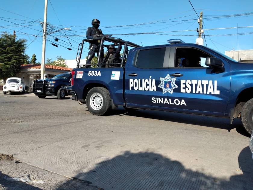 Grupo Élite De La Policía Estatal Asegura A Un Civil Armado En Culiacán