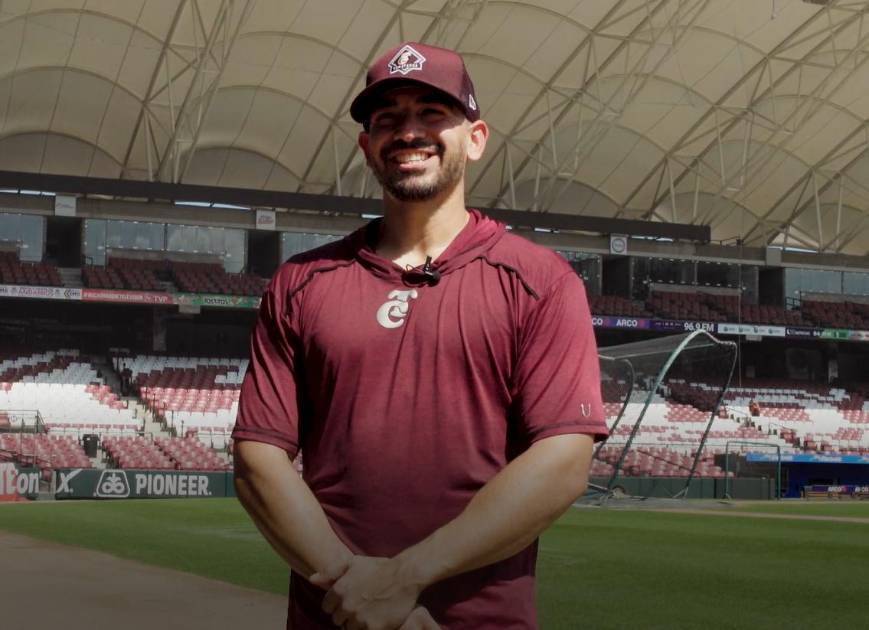 Roel Ramírez ya viste los colores de Tomateros de Culiacán