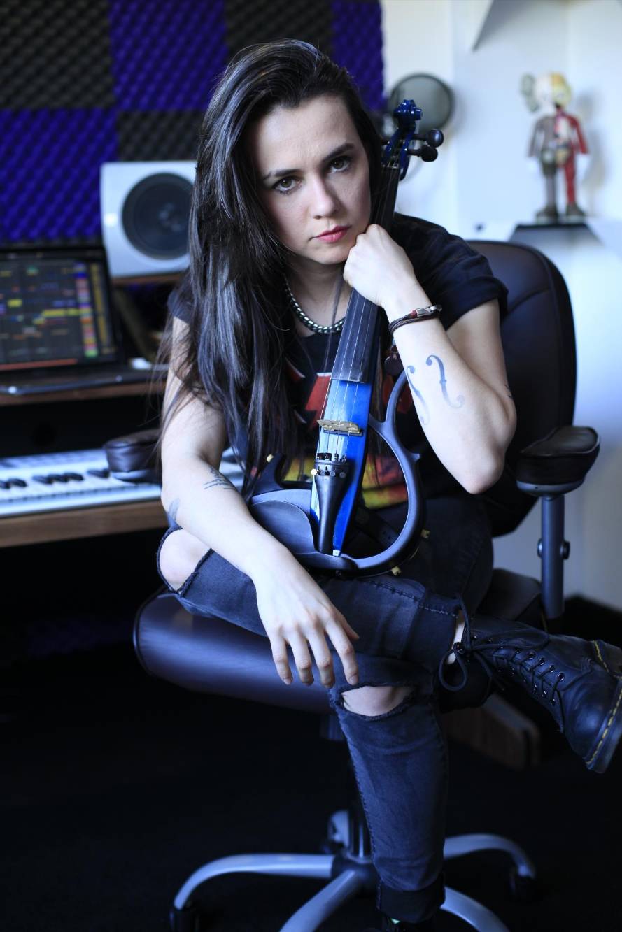 Sube la sinaloense Mariana Bo al puesto 34 en el Top100 DJ Mag 2022