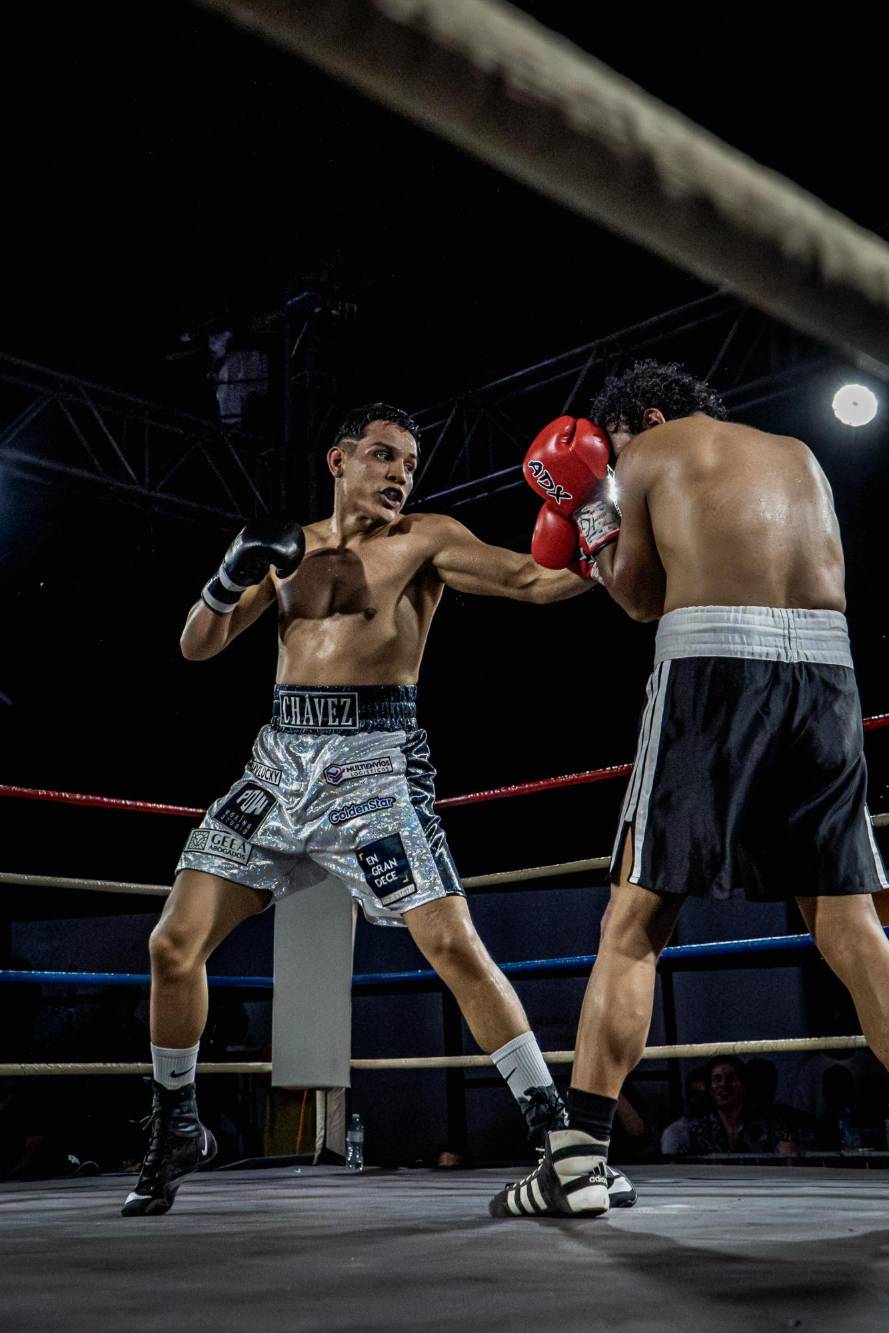 Triunfo de Leonardo Chávez en primera función de POW Boxing Promotions
