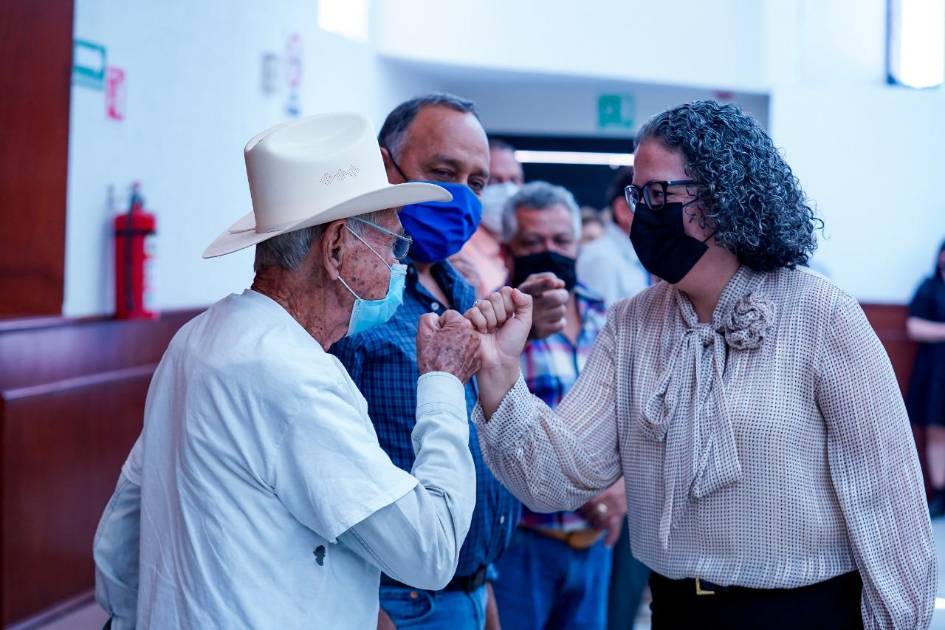 Trabajamos obedeciendo al pueblo y sin simulación ni opacidad: Graciela ... Trabajamos obedeciendo al pueblo y sin simulación ni opacidad: Graciela ...