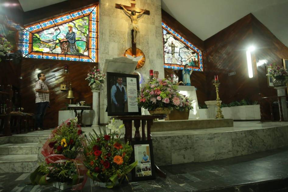 Recuerdan con una misa al coach de imagen Jesús Valenzuela Gaxiola