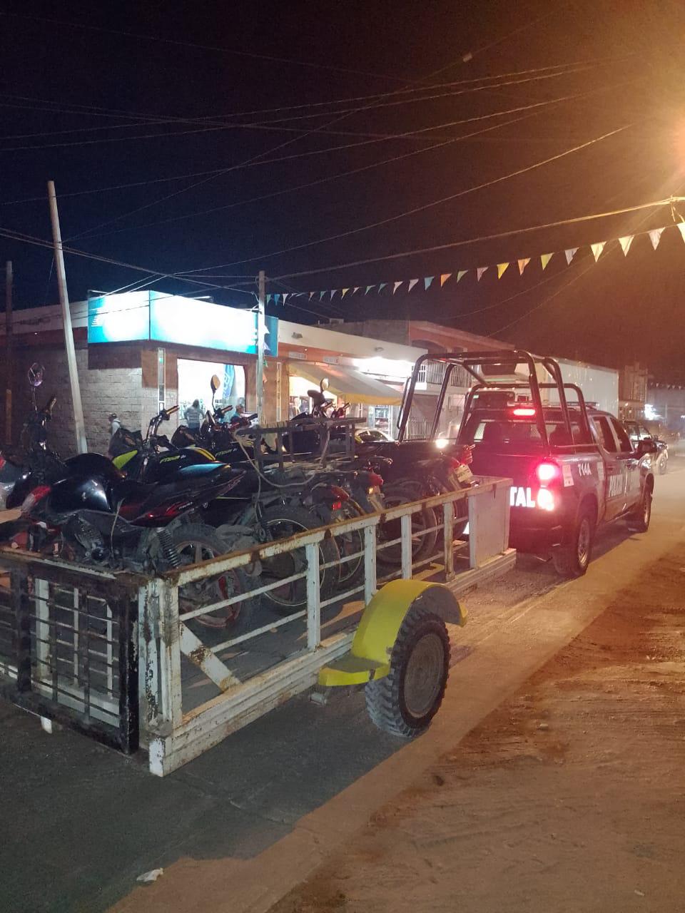 Tránsito de Escuinapa inspecciona que motociclistas usen casco