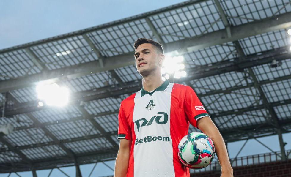 César Montes se mantiene en Lokomotiv tras rechazo de oferta del Besiktas